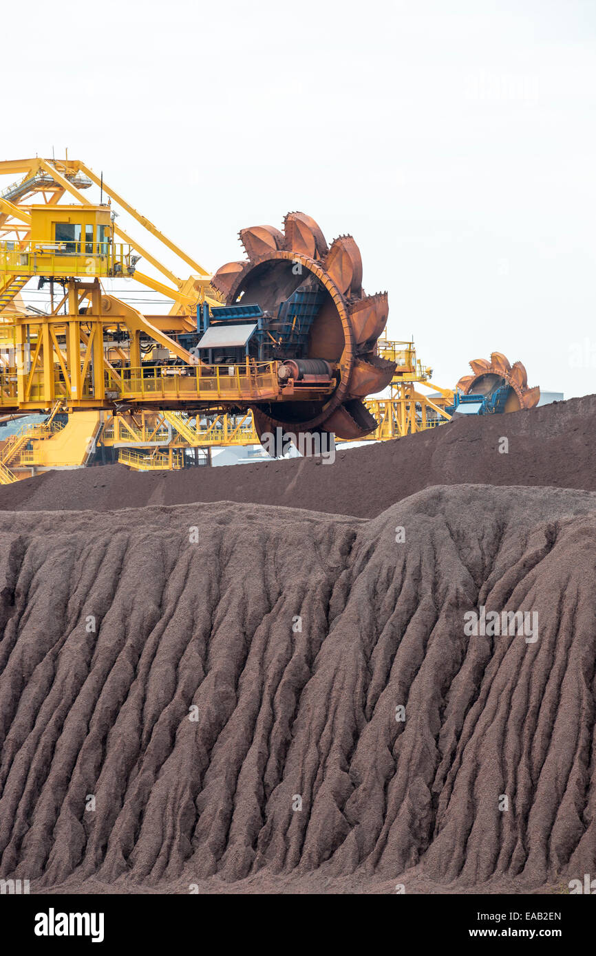 Iron Ore Stackers High Resolution Stock Photography and Images - Alamy