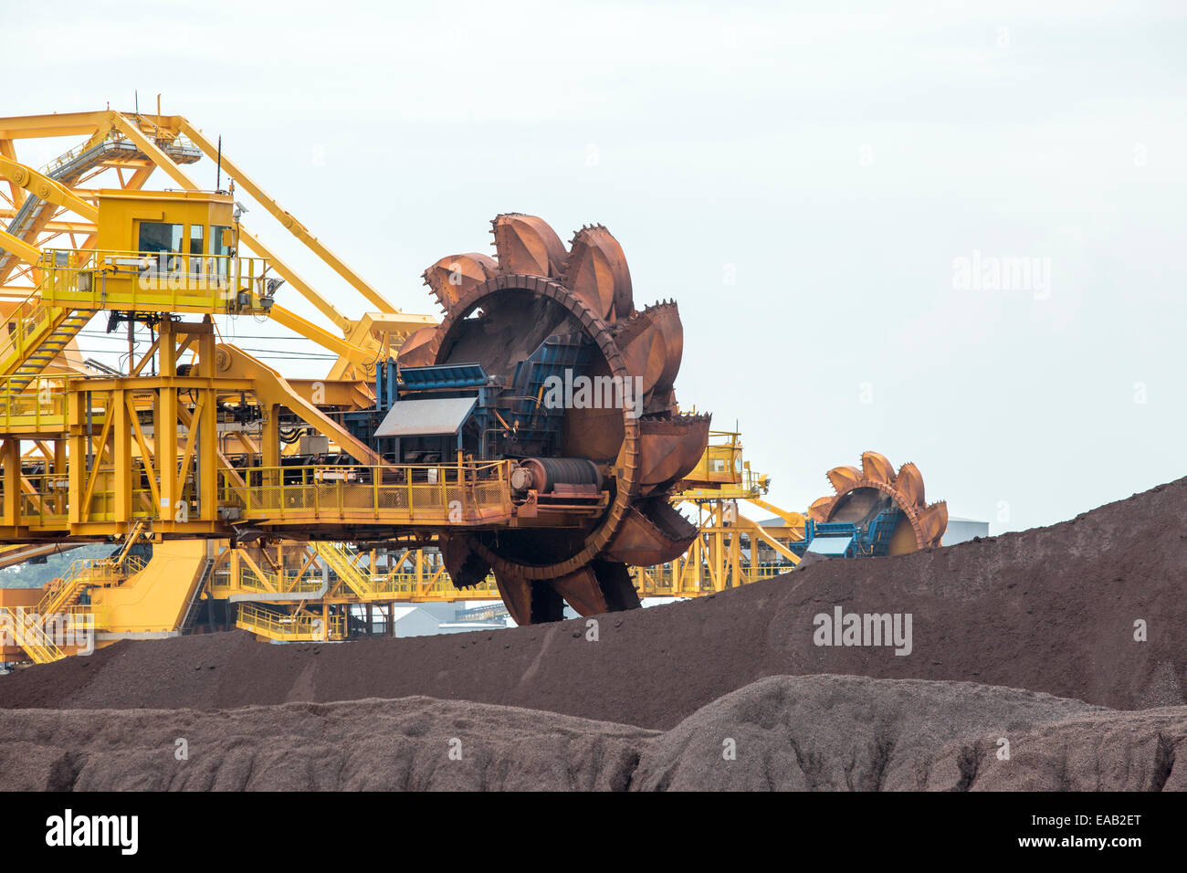 Iron ore stacker hi-res stock photography and images - Alamy