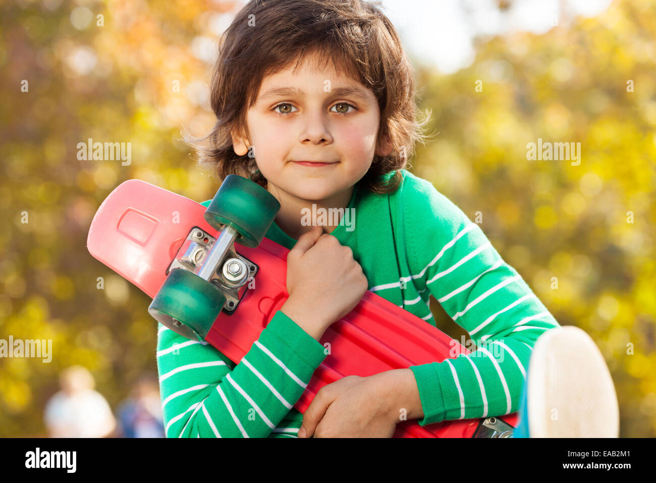 Boy in green hi-res stock photography and images - Alamy