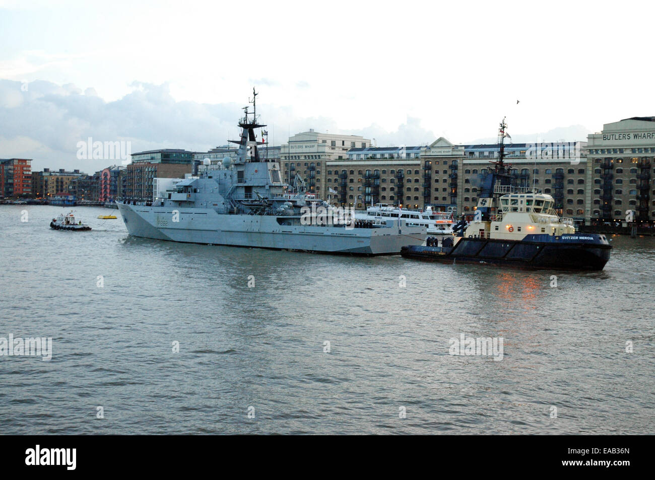 Hms severn hi-res stock photography and images - Alamy