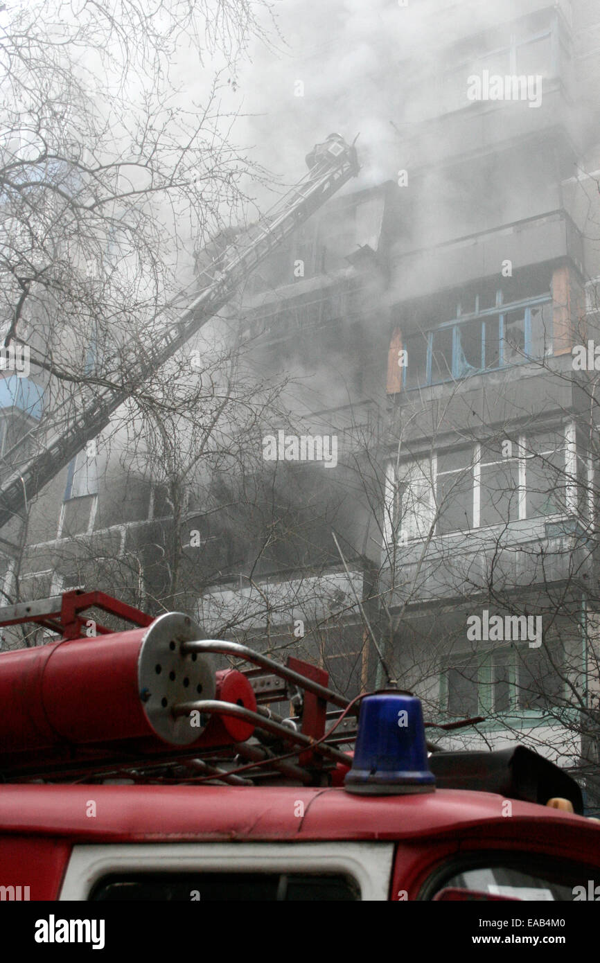fireman wearing a gas mask on the stairs Stock Photo - Alamy