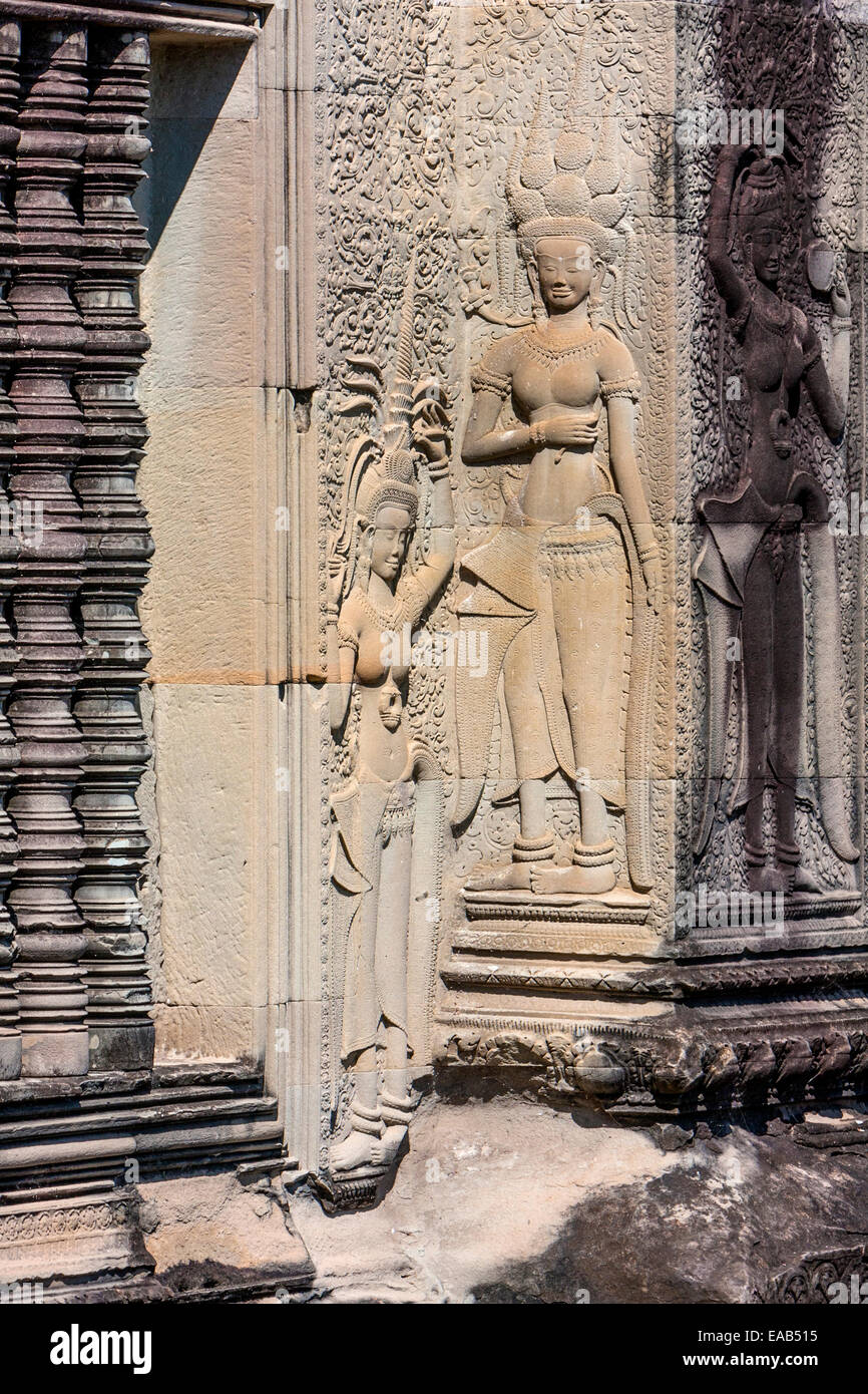 Cambodia, Angkor Wat. Apsaras, Supernatural Female Beings in Hindu ...