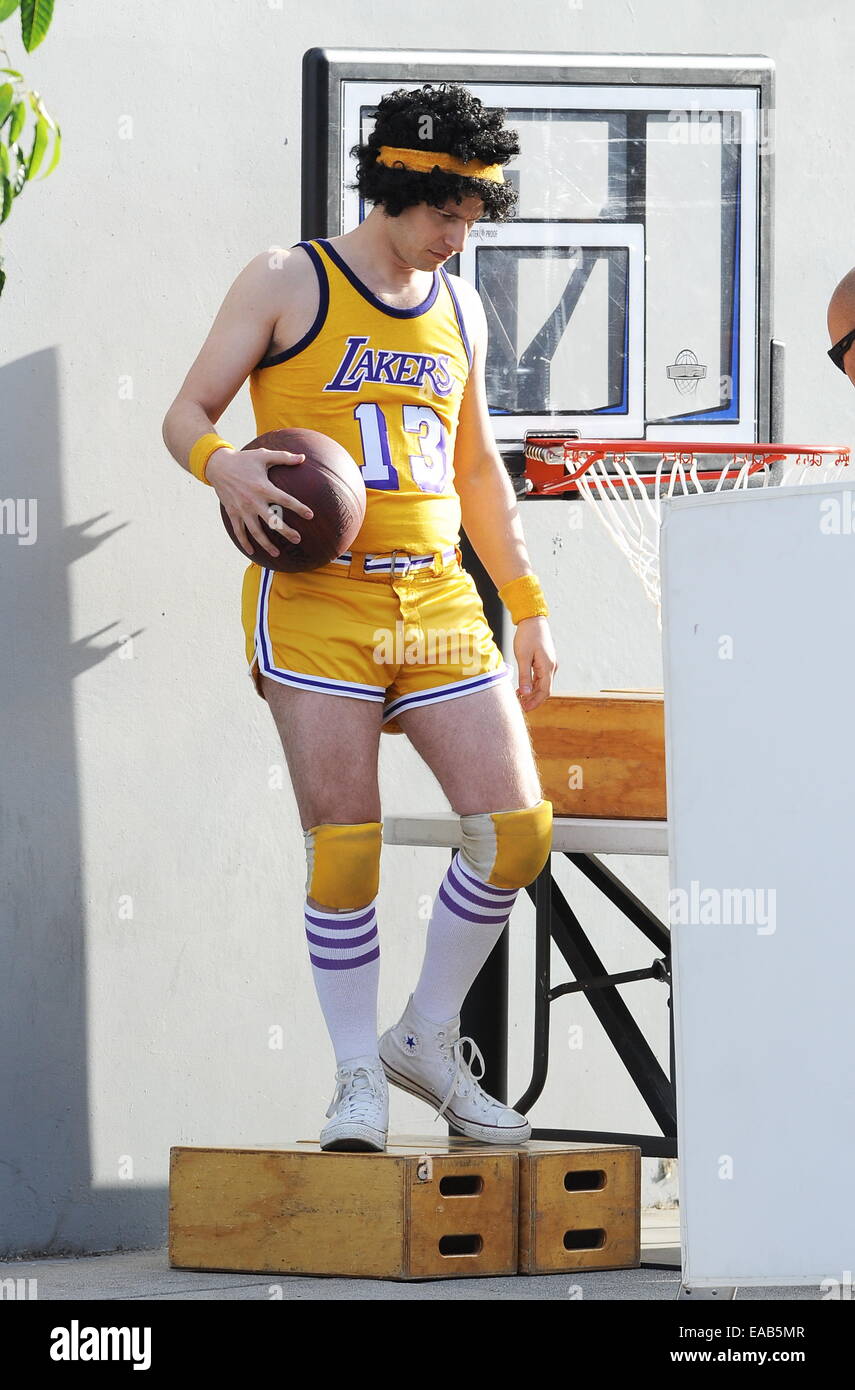 Andy Samberg reunites with Maya Rudolph to film a funny skit for the ...