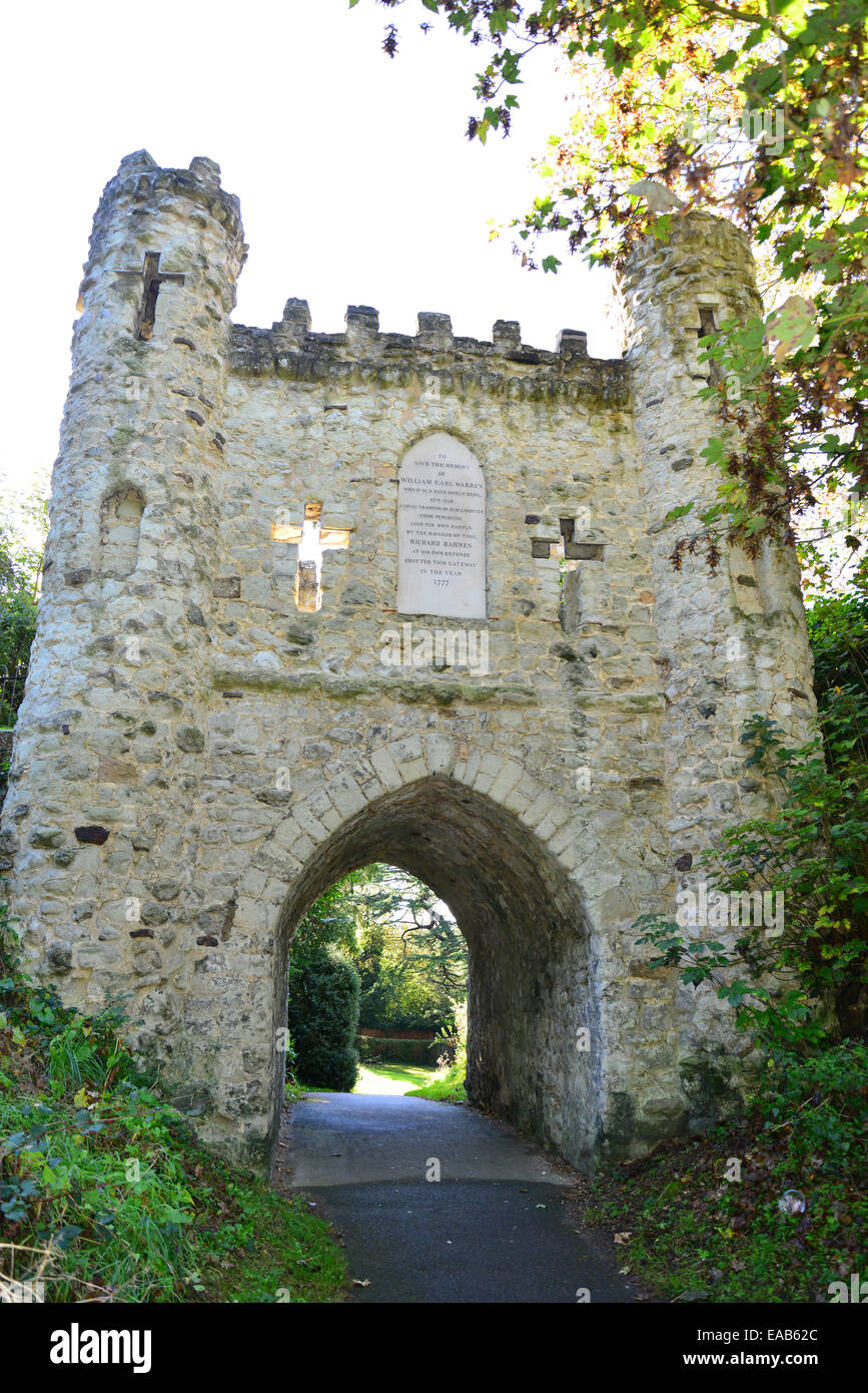 Reigate town centre reigate surrey hi-res stock photography and images ...