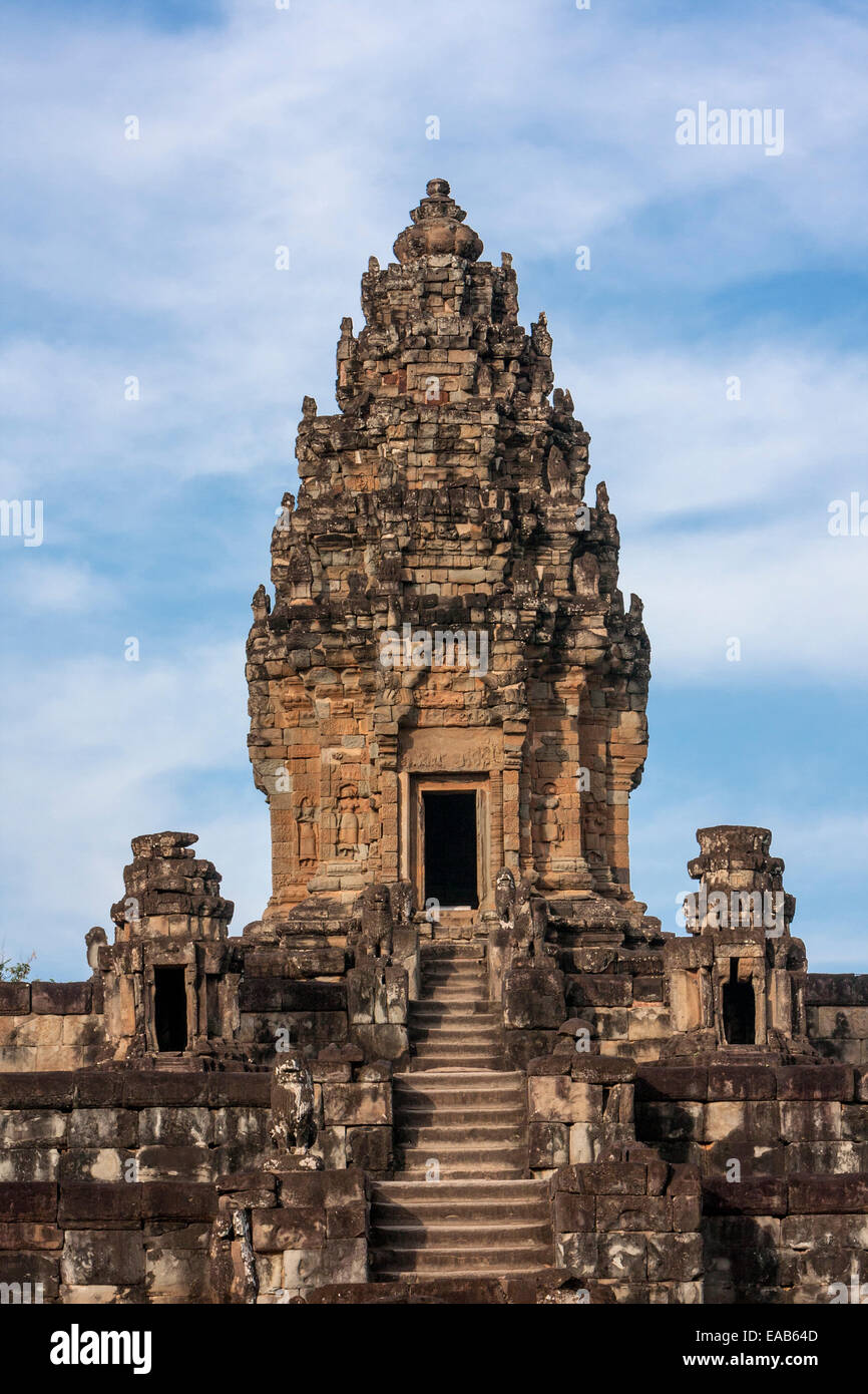 Cambodia, Bakong Temple, Ninth Century, Central Tower Stock Photo - Alamy
