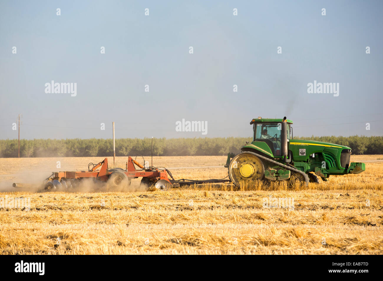Run off water field hi-res stock photography and images - Alamy