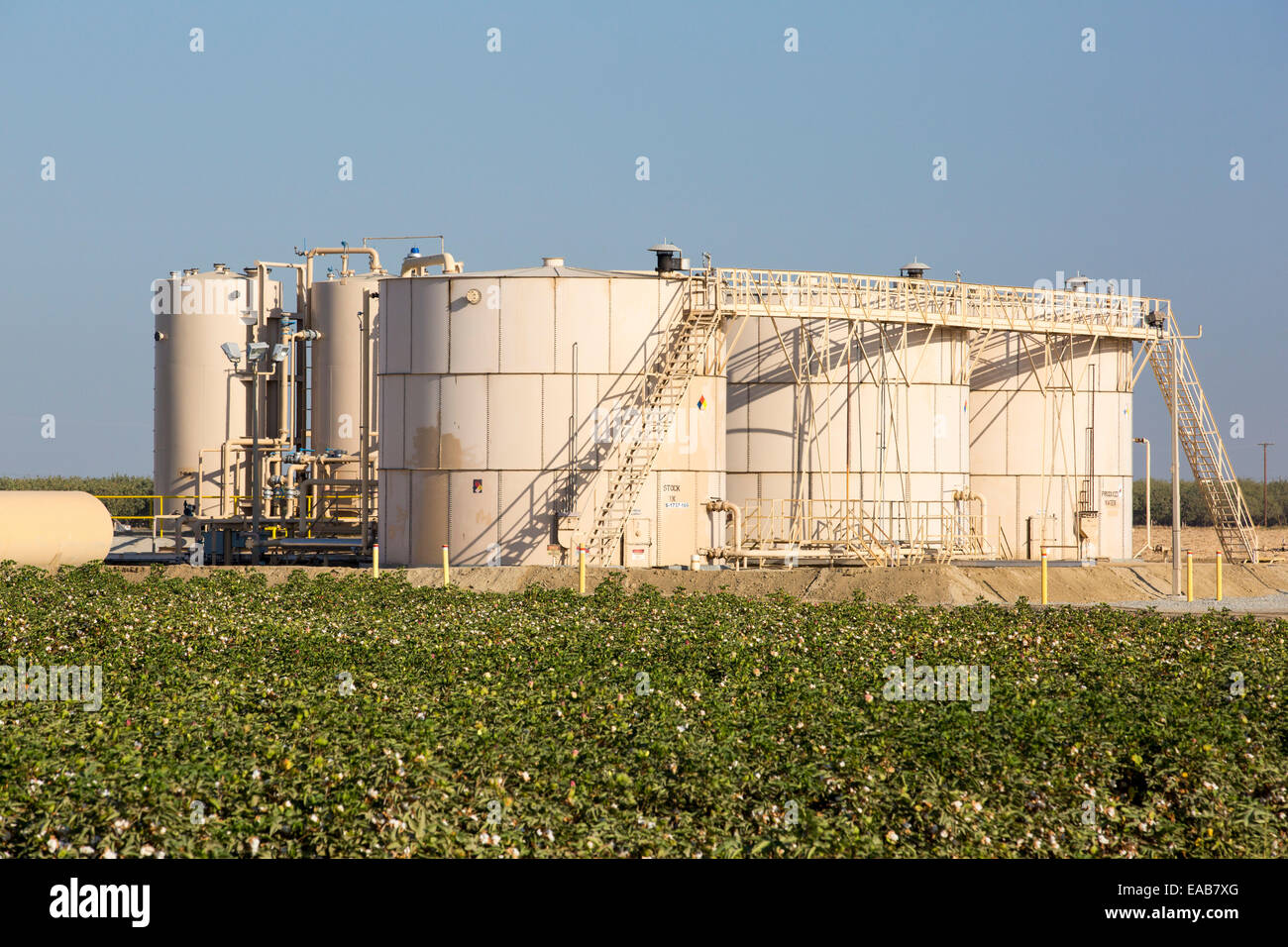 Oil and gas drilling hi-res stock photography and images - Alamy