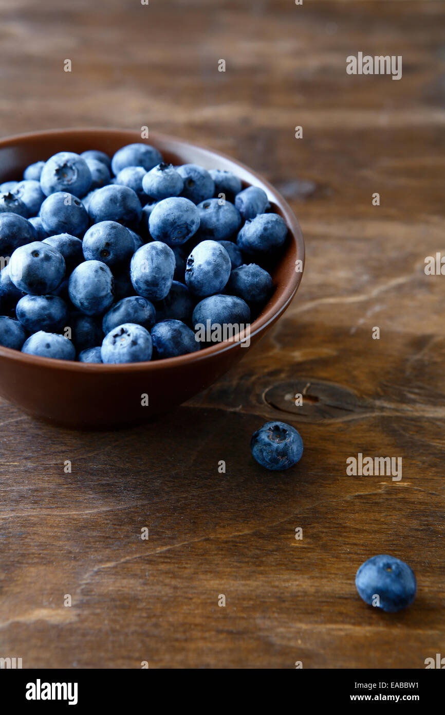 Blue bowl of blueberries forest hi-res stock photography and images - Alamy