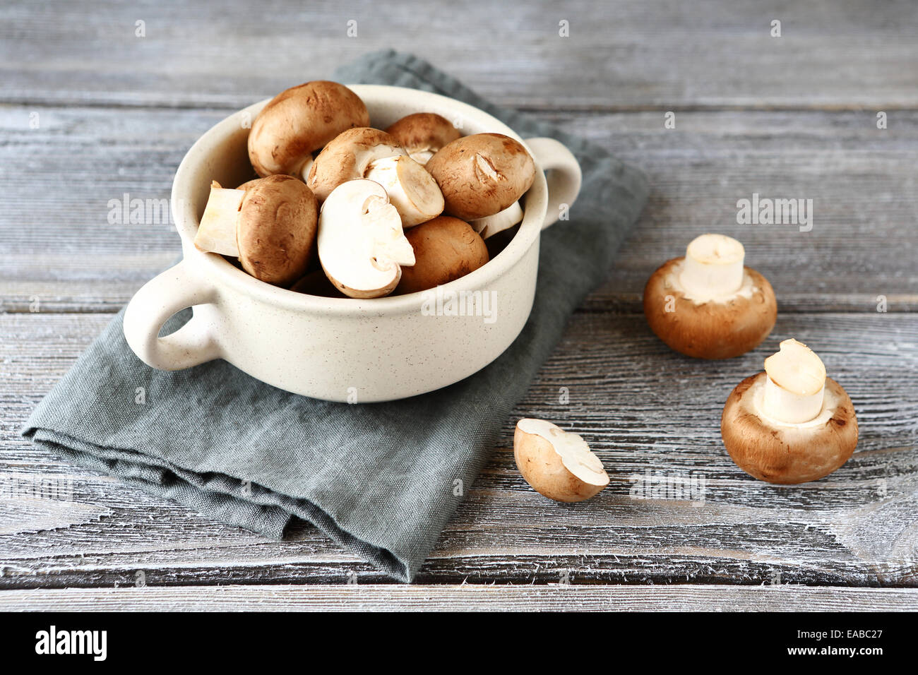 Champignons, mushrooms in a bowl, healthy food Stock Photo - Alamy