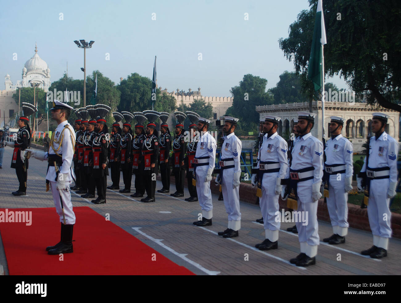 Lahore, Pakistan. 10th Nov, 2014. Soldiers of Pakistan Navy and Rangers ...
