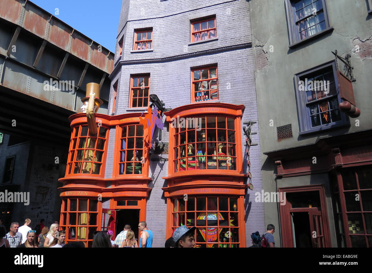 Diagon Alley Universal Studios Stock Photo - Alamy