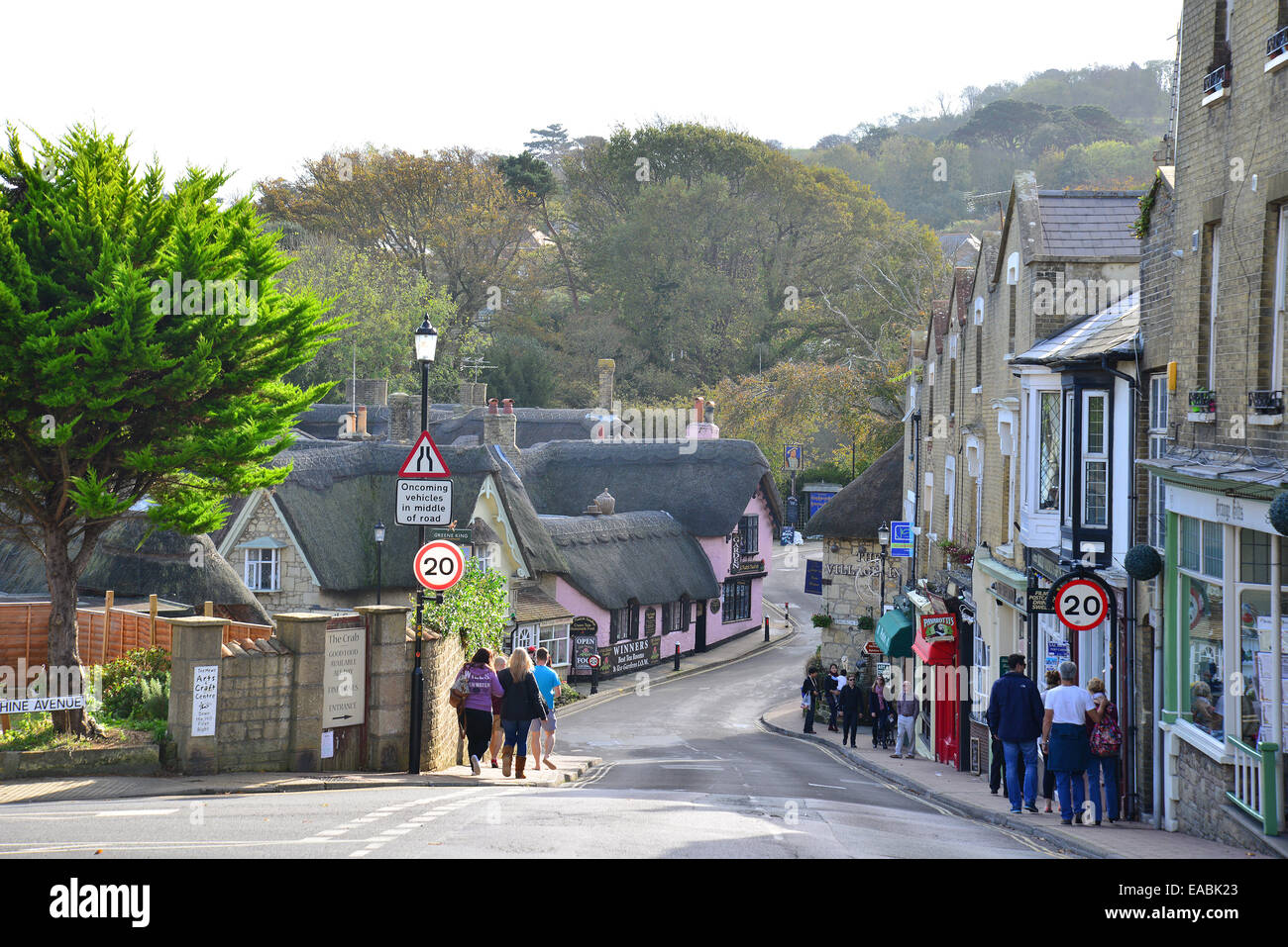High street shanklin hi-res stock photography and images - Alamy