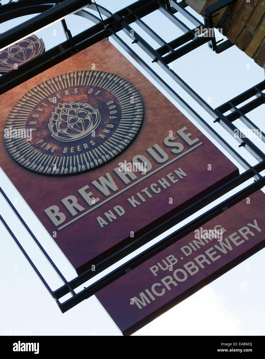 Brewhouse pub and microbrewery, Angel, Islington, London Stock Photo ...