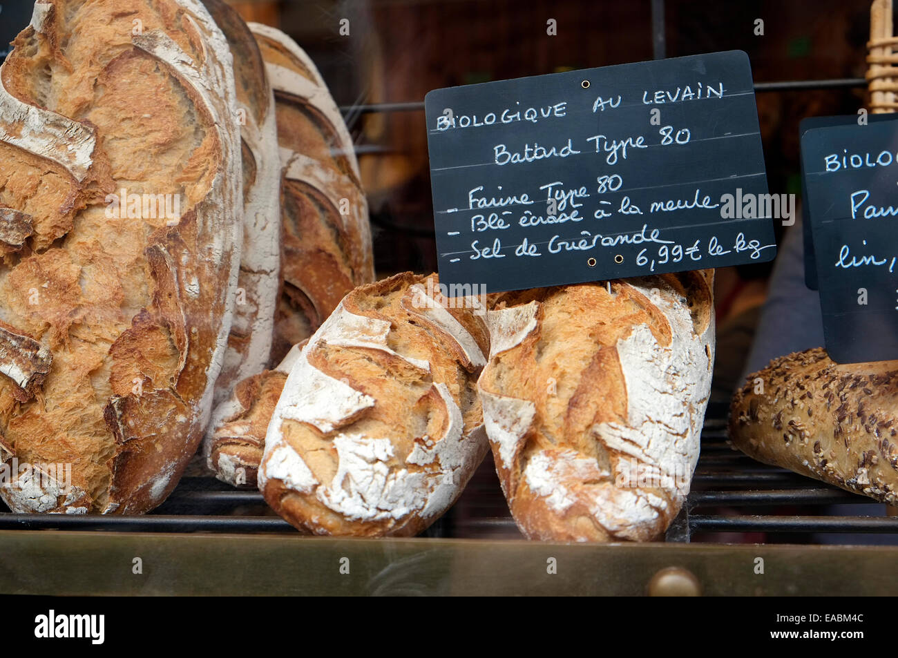 Bakery window france hi-res stock photography and images - Alamy