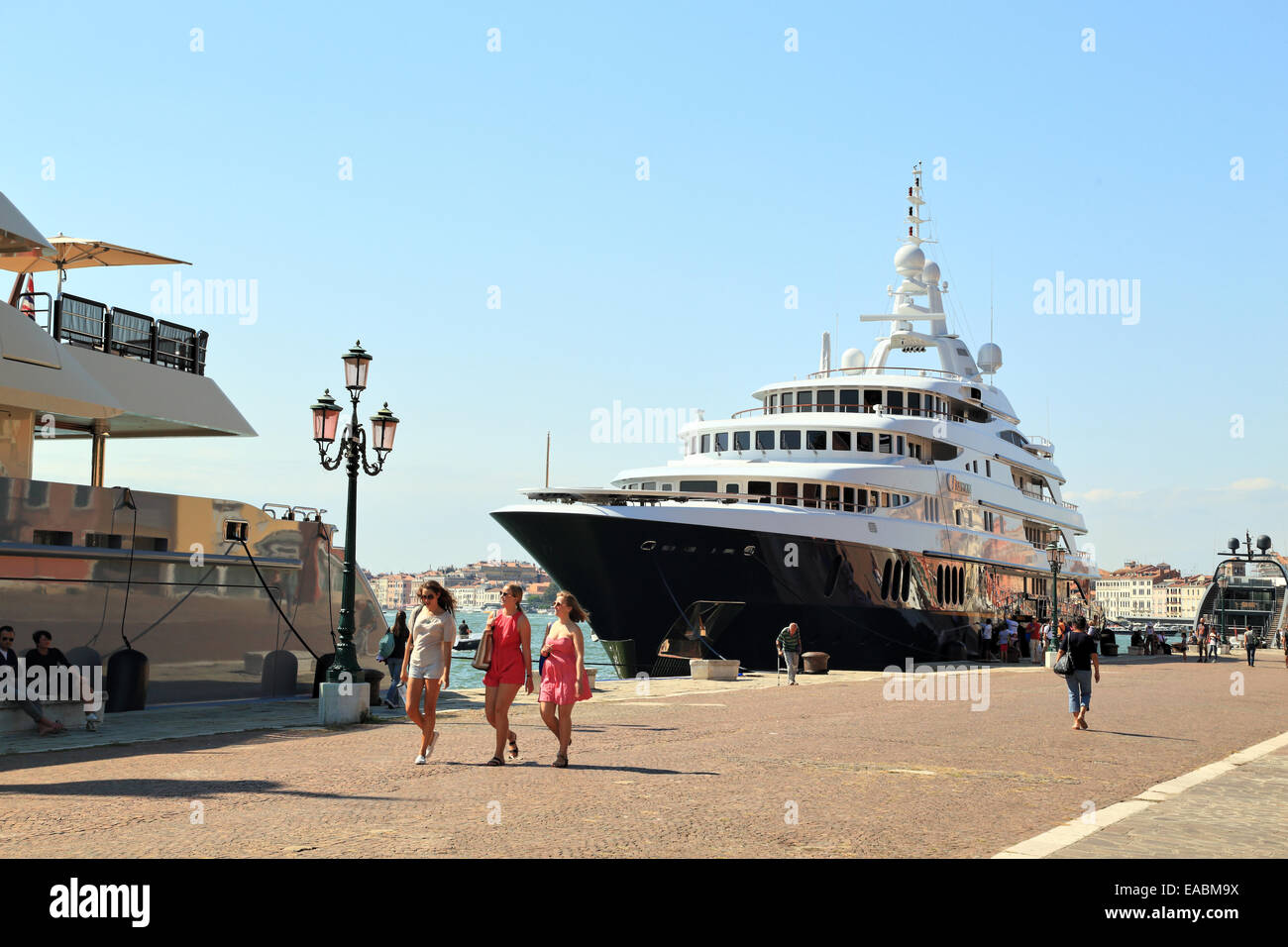 Luxury yacht mega megayacht megayachts mega yacht mega yachts hi-res ...