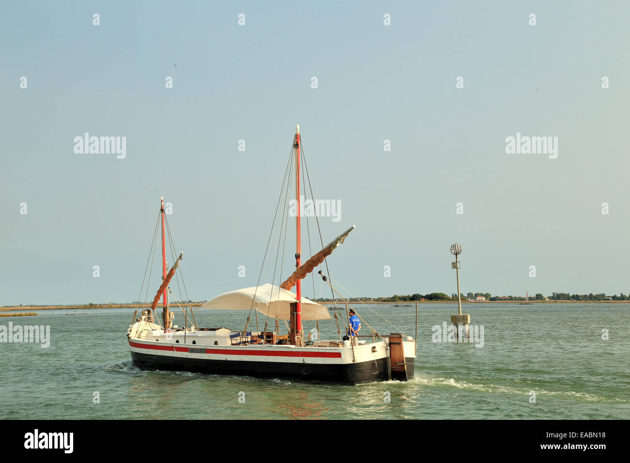 Bragozzo boat hi-res stock photography and images - Alamy