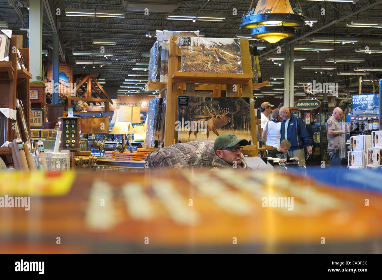 Bass Pro Shop Outdoor World USA Stock Photo - Alamy