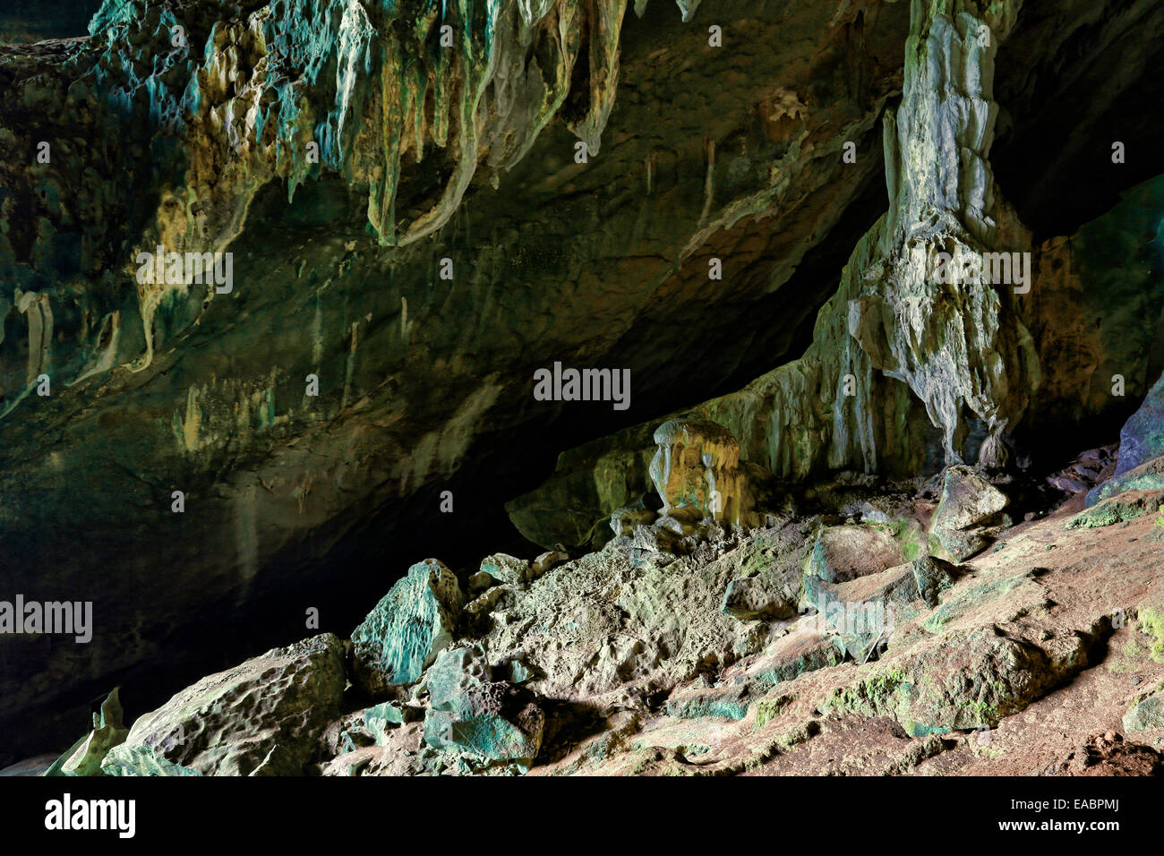 Great Cave at Niah National Park, Sarawak, Malaysia Stock Photo - Alamy