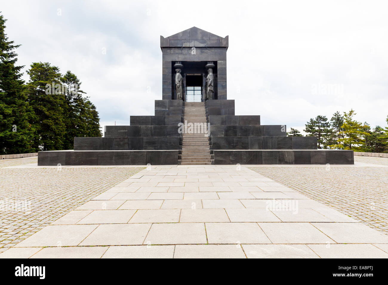 Serbia Beli Potok view to Monument to the Unknown Hero Stock Photo - Alamy