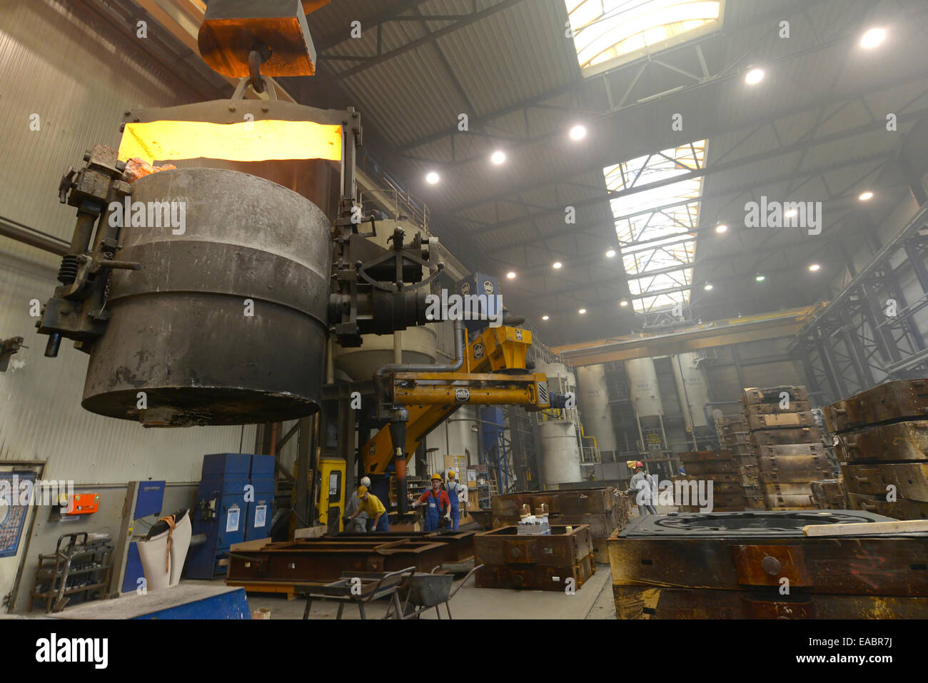 Steel foundry hi-res stock photography and images - Alamy