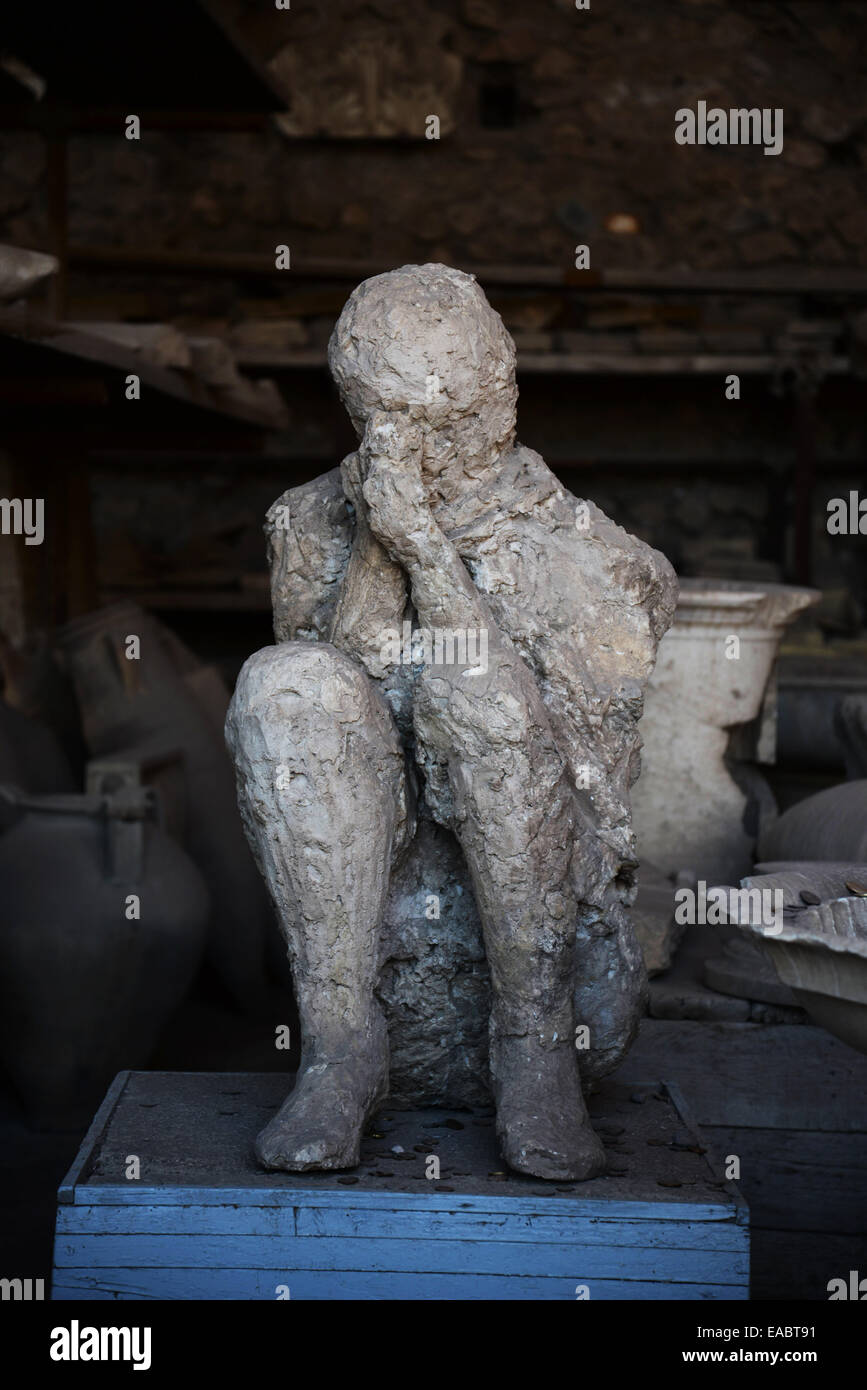 Roman victim in the lost city of Pompeii, Italy Stock Photo - Alamy
