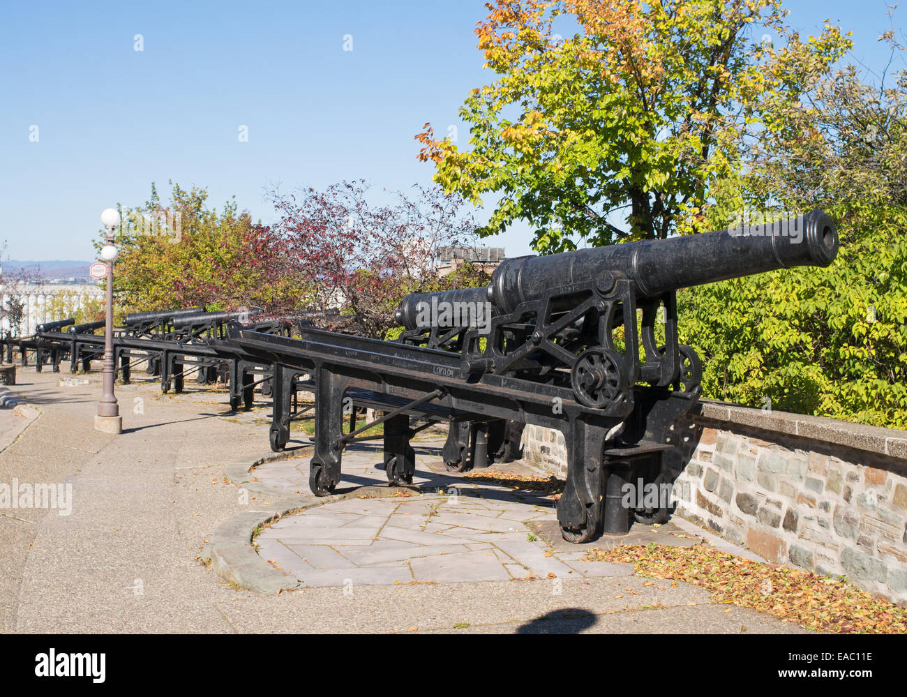 British cannon hi-res stock photography and images - Alamy