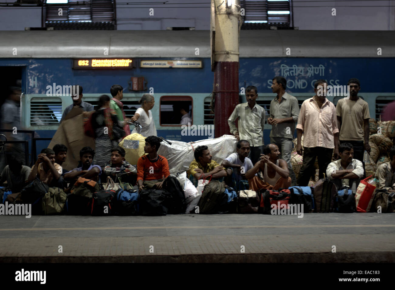 Waiting for the train. Train station, India Stock Photo - Alamy