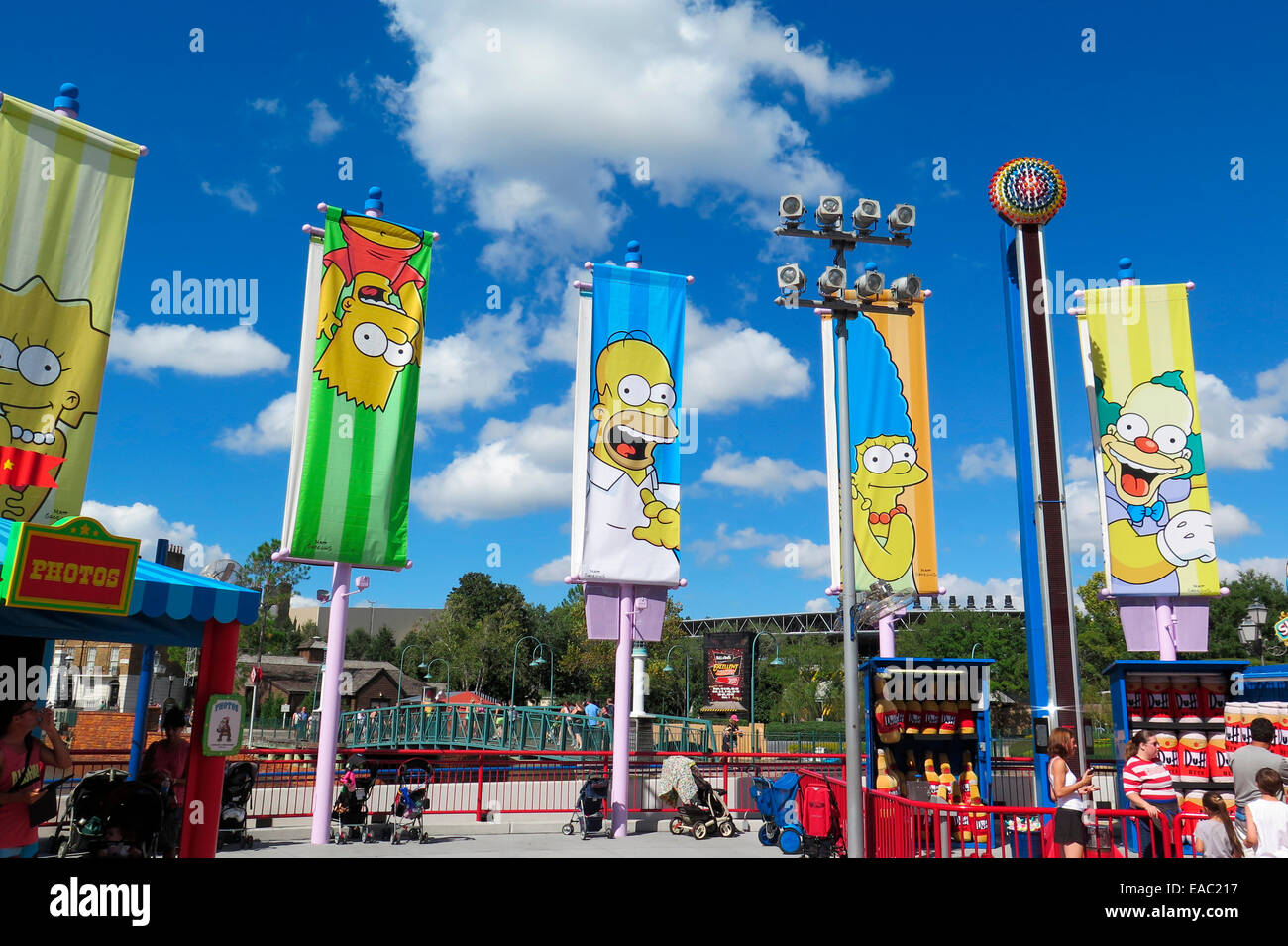 Universal orlando simpsons hi-res stock photography and images - Alamy