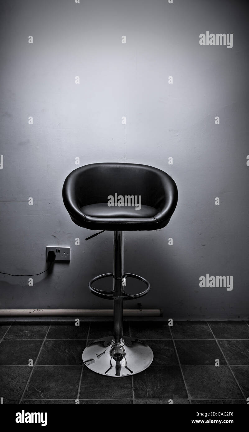 Interrogation room and chair hi-res stock photography and images - Alamy