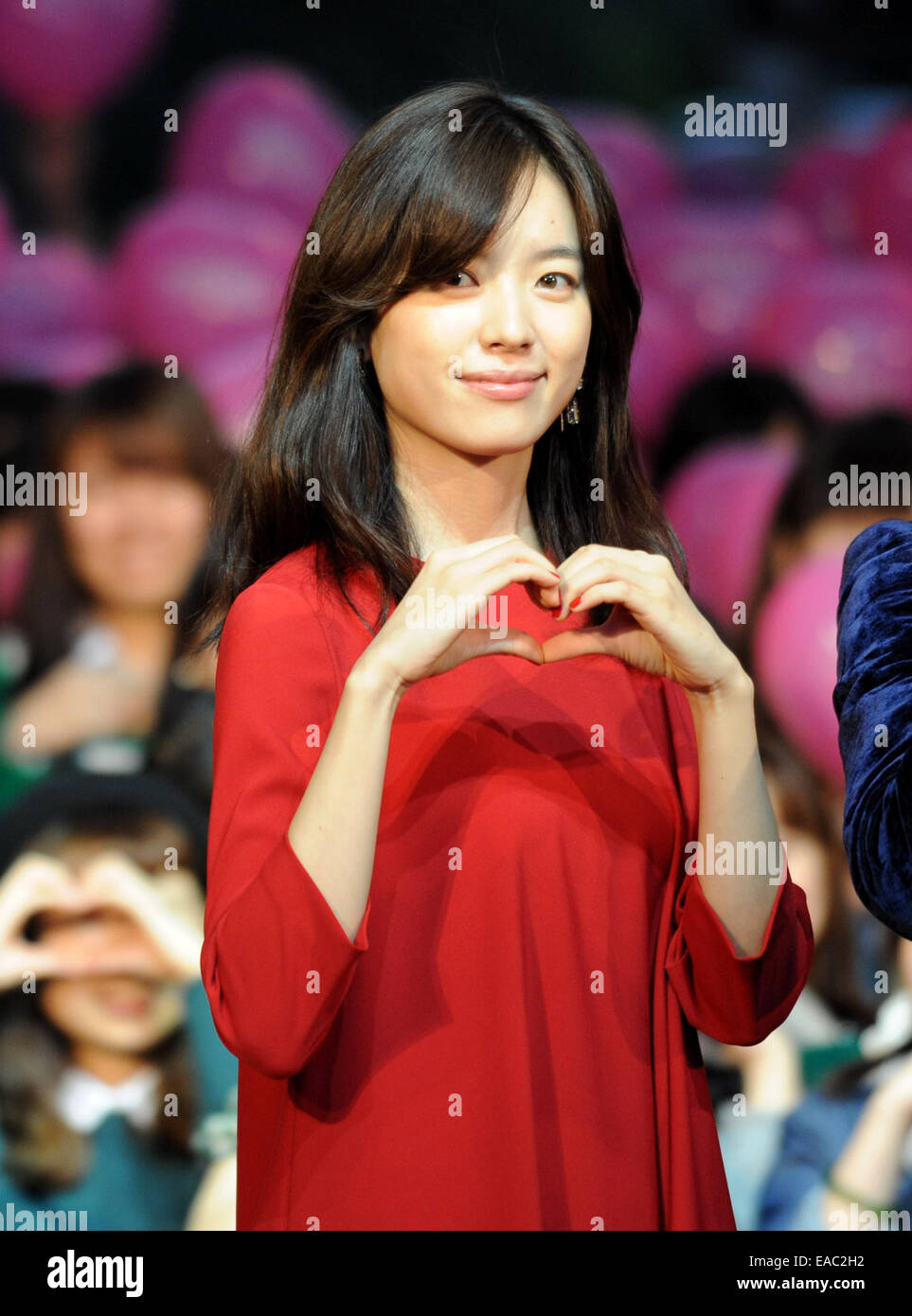 Actress Hyo-Joo Han attends premiere event for her first appearance in ...