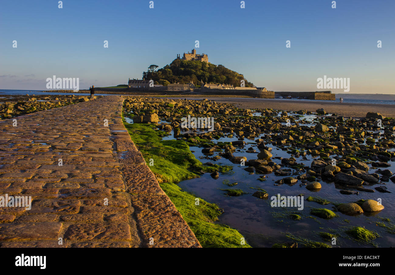 St michael's mount cornwall hi-res stock photography and images - Alamy