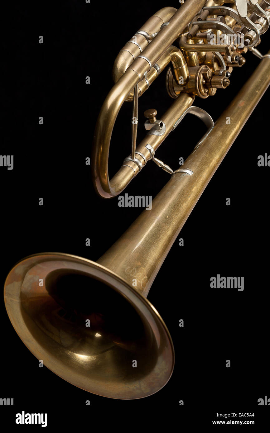 Gold cornet hi-res stock photography and images - Alamy