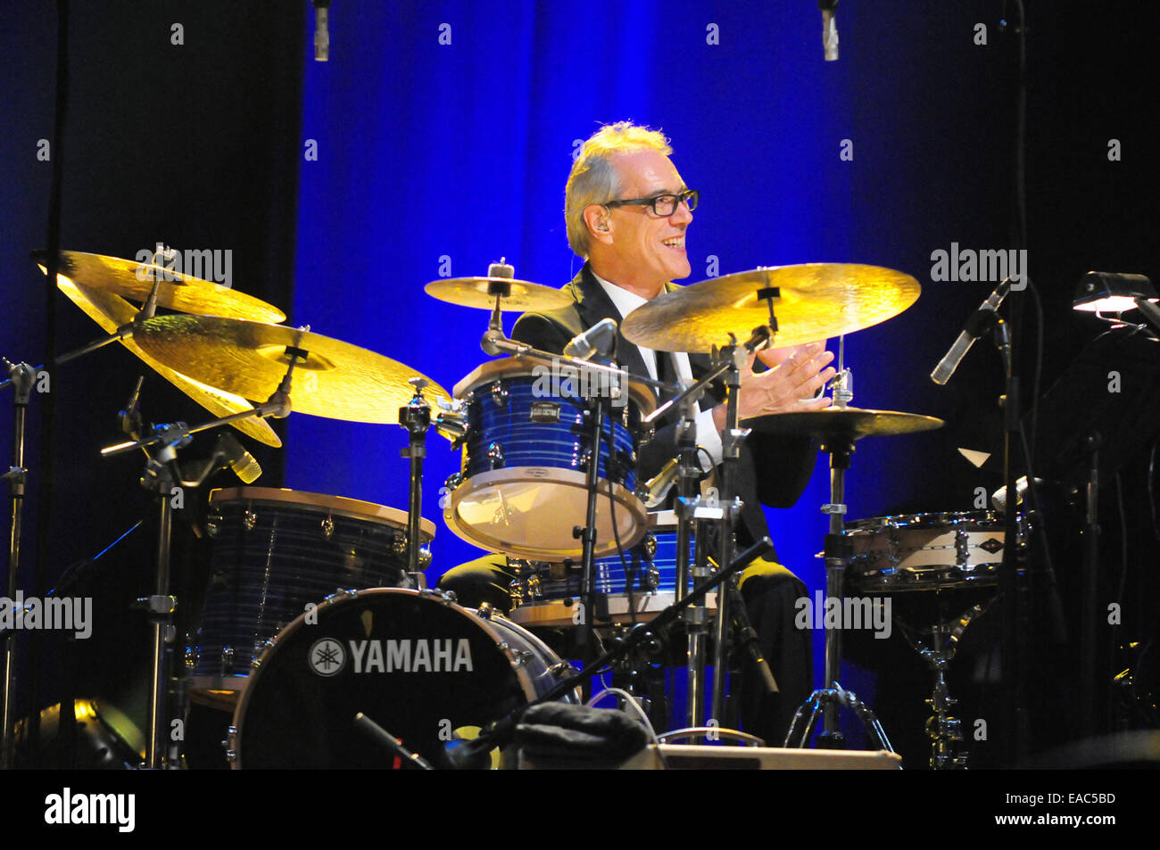 Hollywood, California, USA. 10th Nov, 2014. Musician - VINNIE COLAIUTA ...