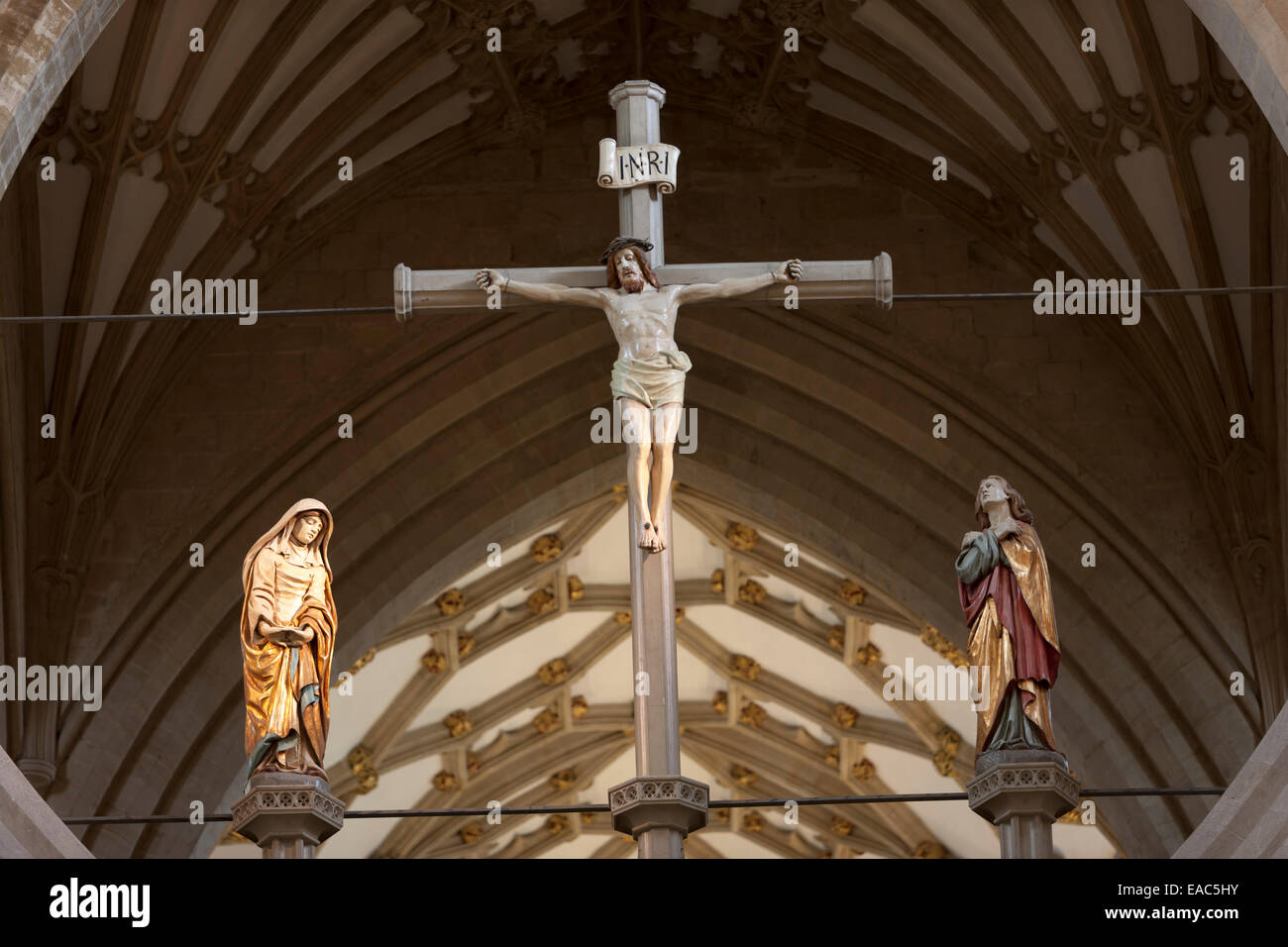 Jesus Christ, crucified on the cross, above the scissor arch of Wells ...