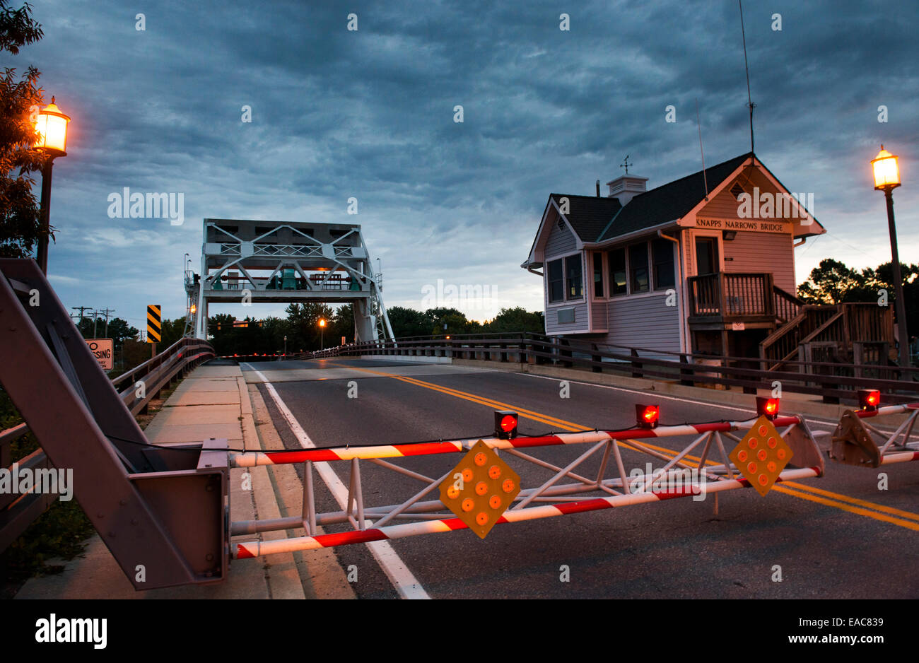 Early morning at the bridge from Knapps Narrows to Tilghman Island ...