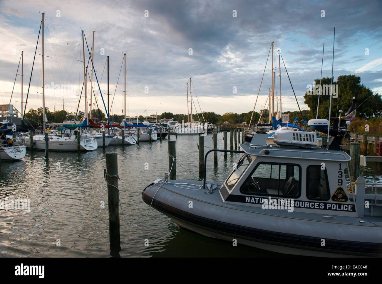 Knapps Narrows Marina and Inn, Tilghman Island Maryland USA Stock Photo ...