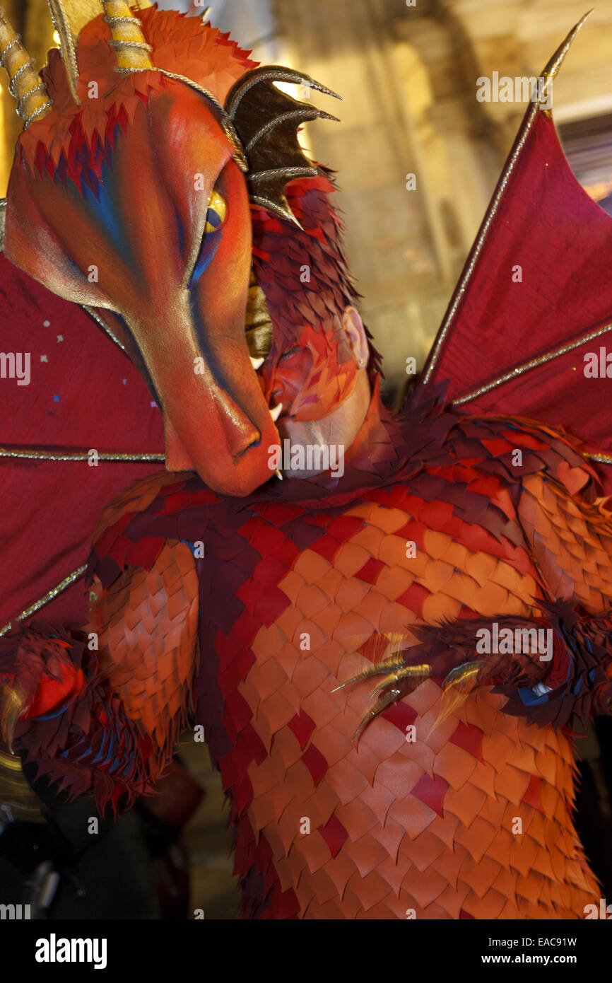 Dragon mask dragon costume hi-res stock photography and images - Alamy