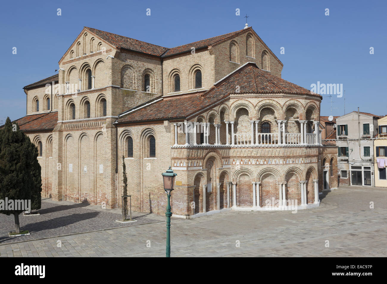 Basilika Santa Maria e San Donato Stock Photo - Alamy