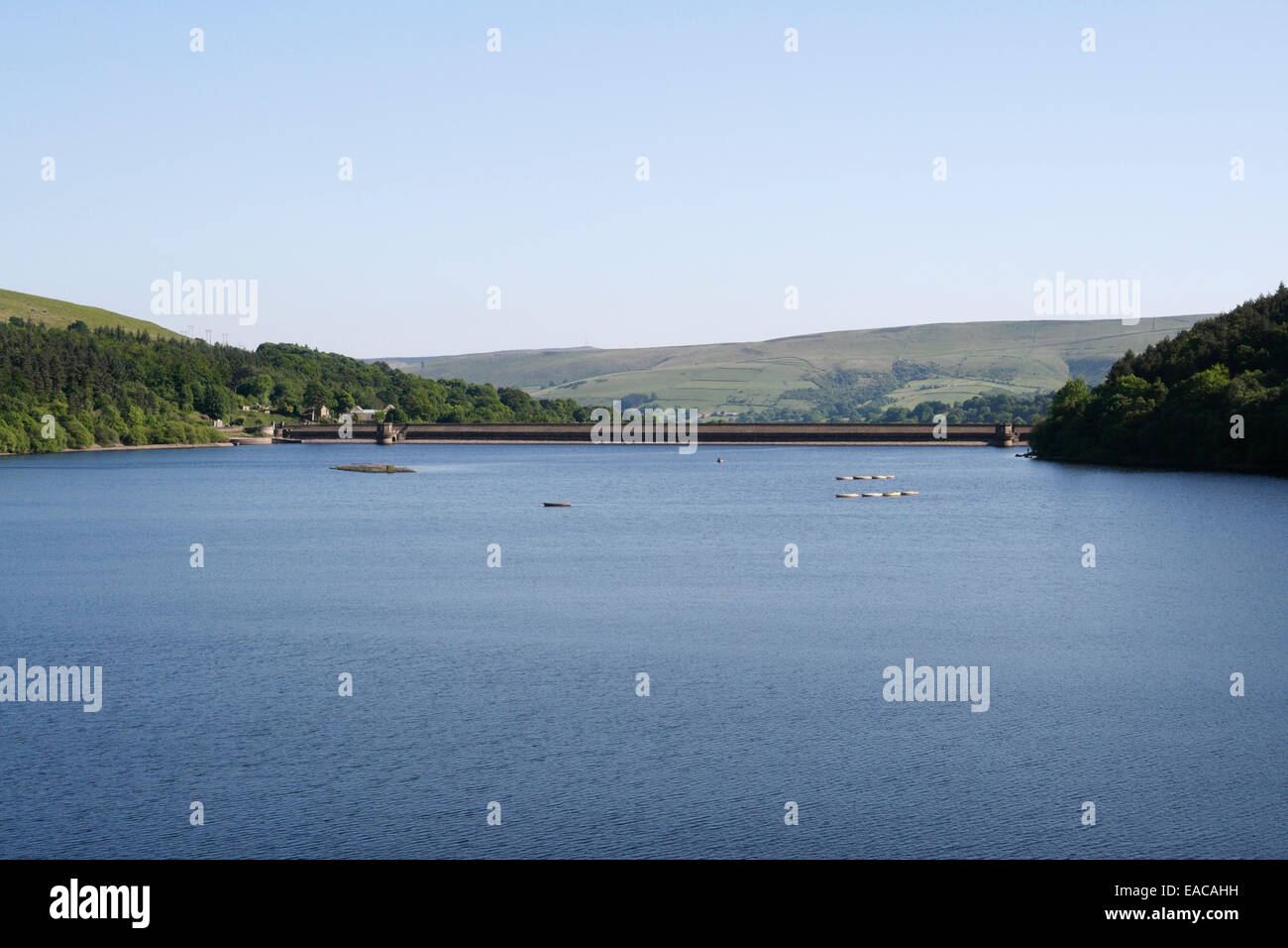 Scenic Ladybower Reservoir dam in Derbyshire England UK, Peak District ...