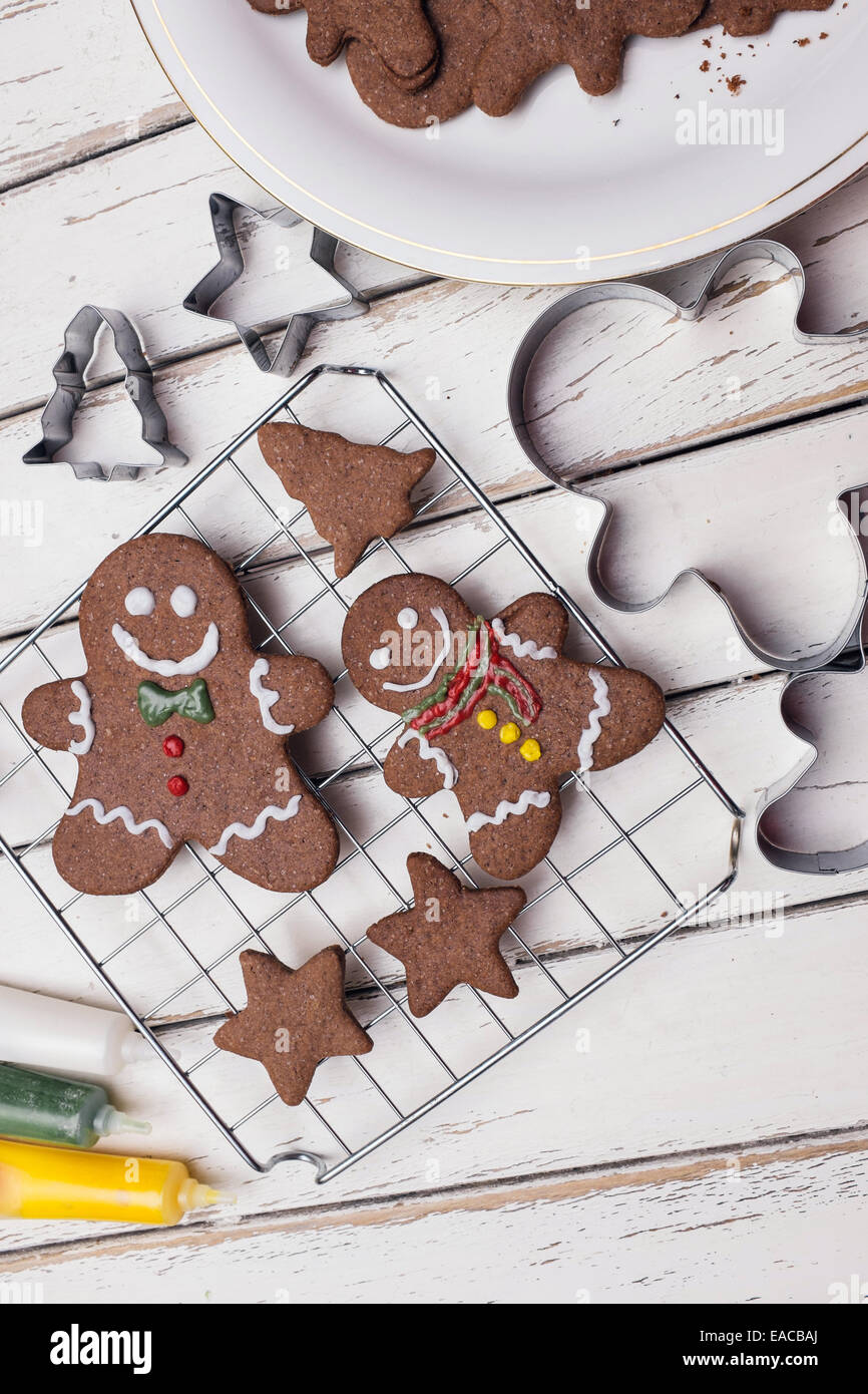 Making gingerbread christmas cookies Stock Photo - Alamy