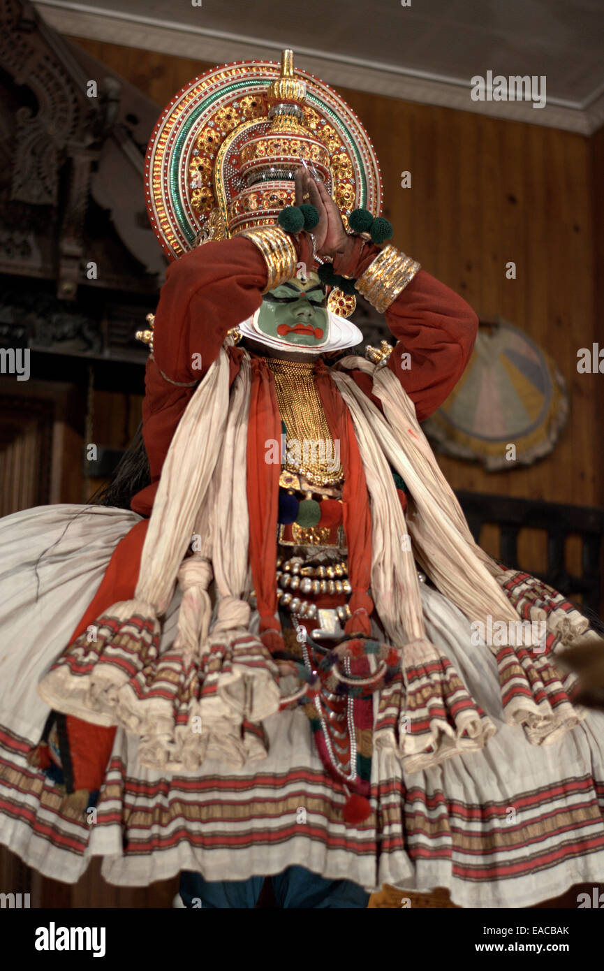 Performance of Kathakali, a classical Indian dance-drama, in Fort Kochi ...