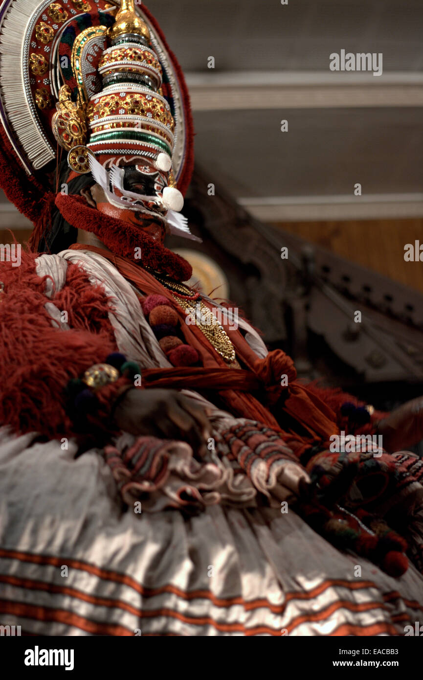 Performance of Kathakali, a classical Indian dance-drama, in Fort Kochi ...