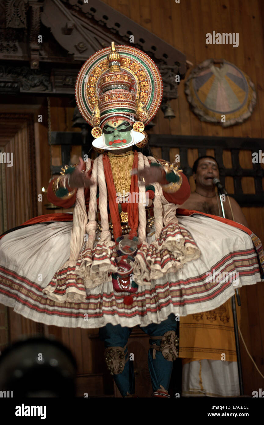 Performance of Kathakali, a classical Indian dance-drama, in Fort Kochi ...