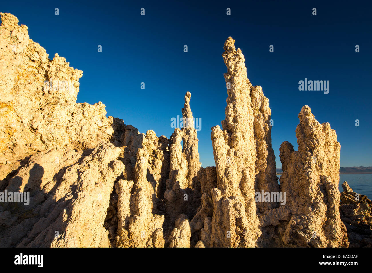 The famous tufa formations of Mono Lake, California, USA Stock Photo ...