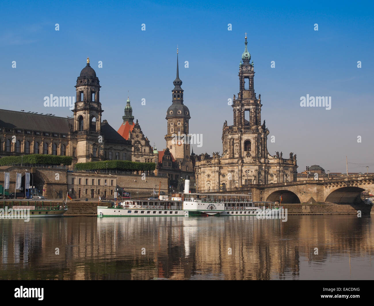 Dresden Cathedral of the Holy Trinity aka Hofkirche Kathedrale ...