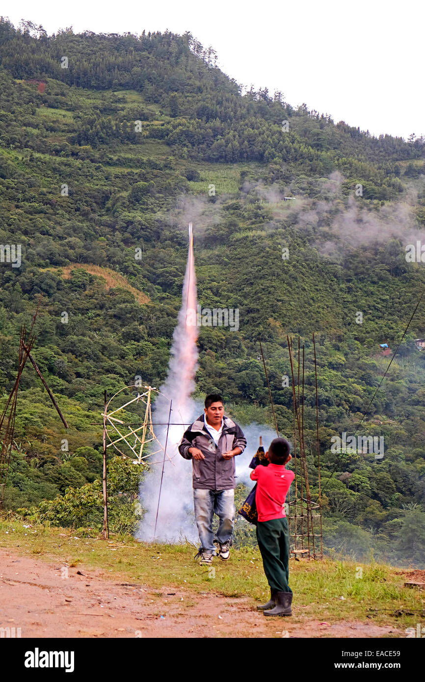 Traditional fireworks hi-res stock photography and images - Alamy