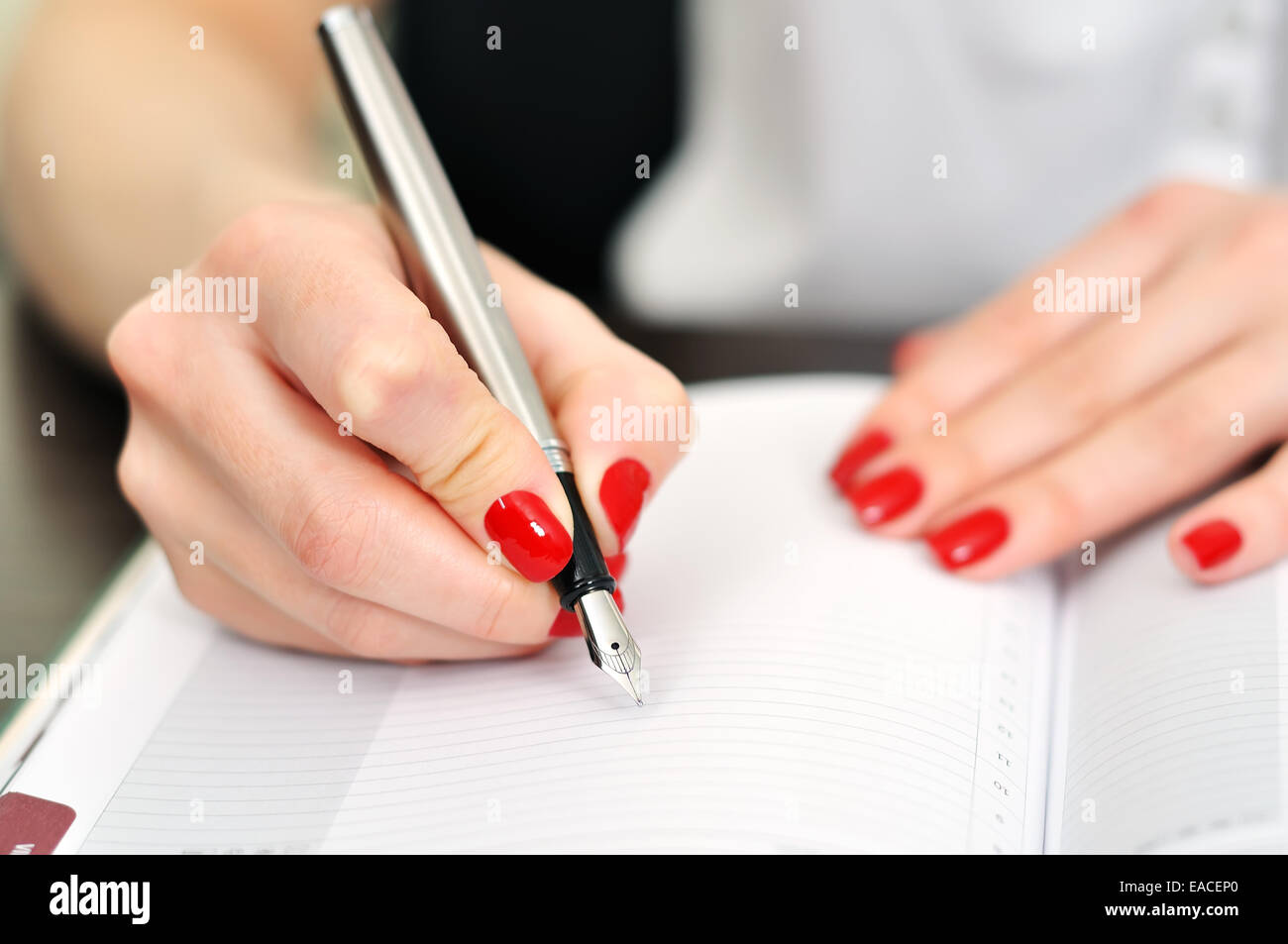 Blank notebook fountain pen hi-res stock photography and images - Alamy