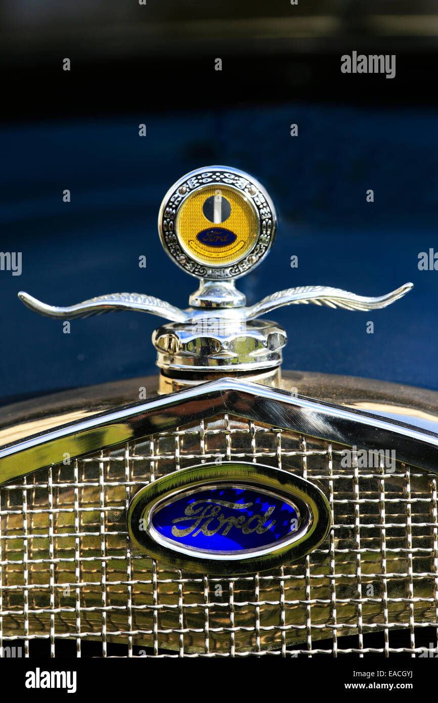 Radiator cap hi-res stock photography and images - Alamy
