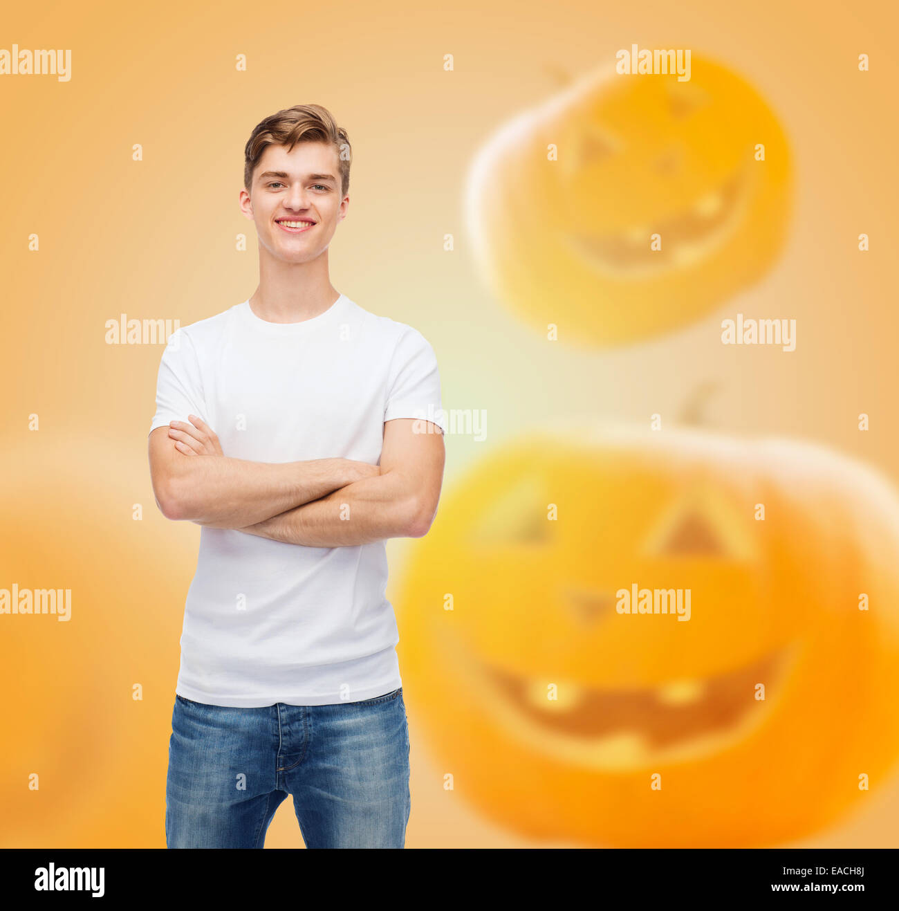 Man in orange t shirt hi-res stock photography and images - Alamy