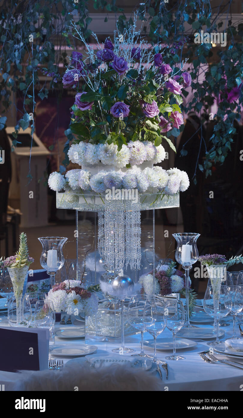 Wedding Celebration Centerpiece Dinner Table Stock Photo - Alamy Wedding Celebration Centerpiece Dinner Table Stock Photo - Alamy